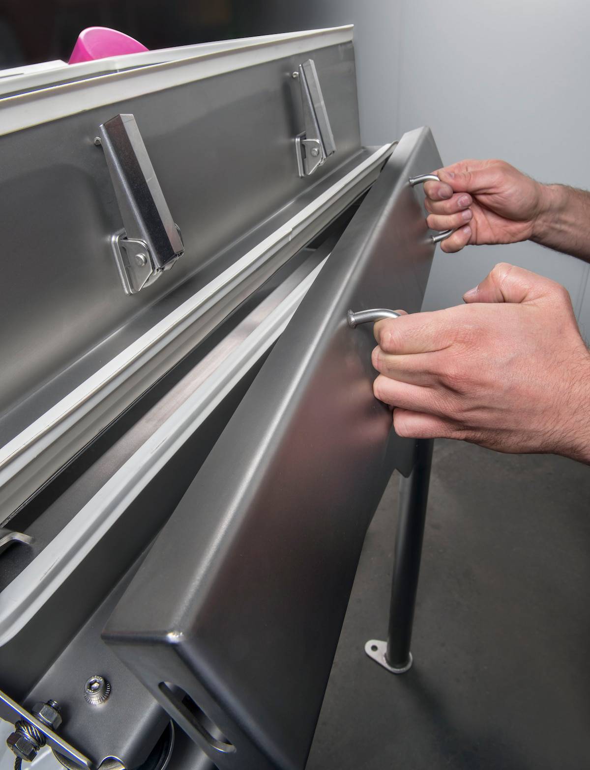 The Trend is Towards Hygienic Machines • Trends in screening technology