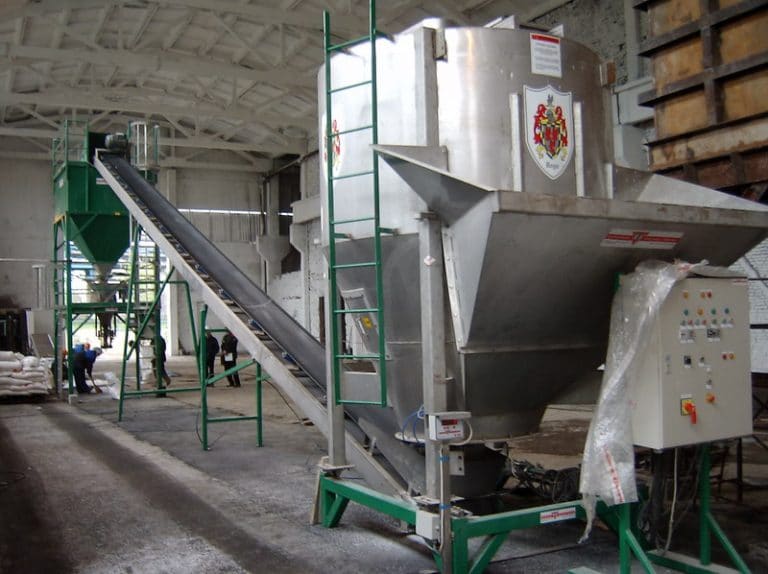 EMT - Blending Dry Bulk Materials • BulkInside • Mixers & Blenders