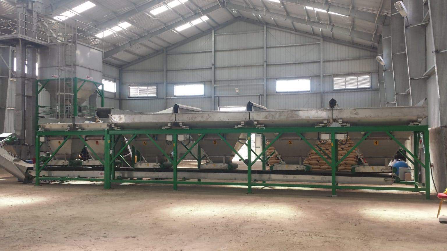 EMT - Blending Dry Bulk Materials • BulkInside • Mixers & Blenders