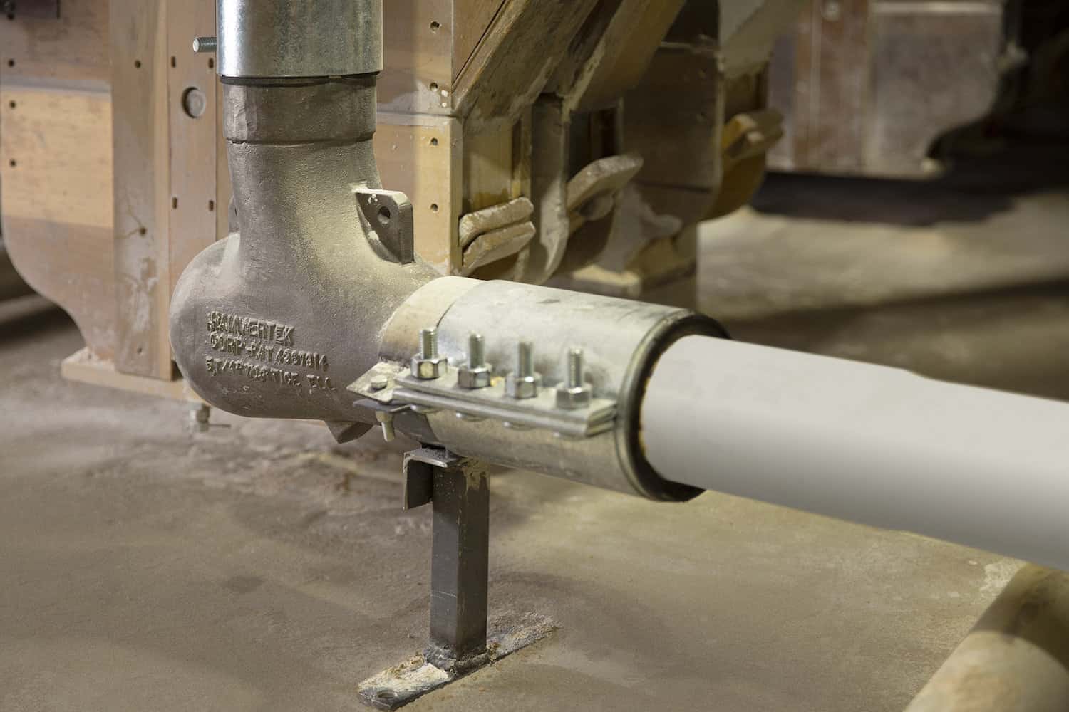 Wheat Mill Ends Pneumatic Conveying LineBlowouts With Deflection Elbows
