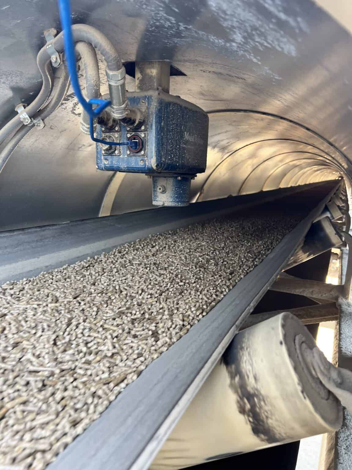 Efficiency Control of Moisture Levels • BulkInside