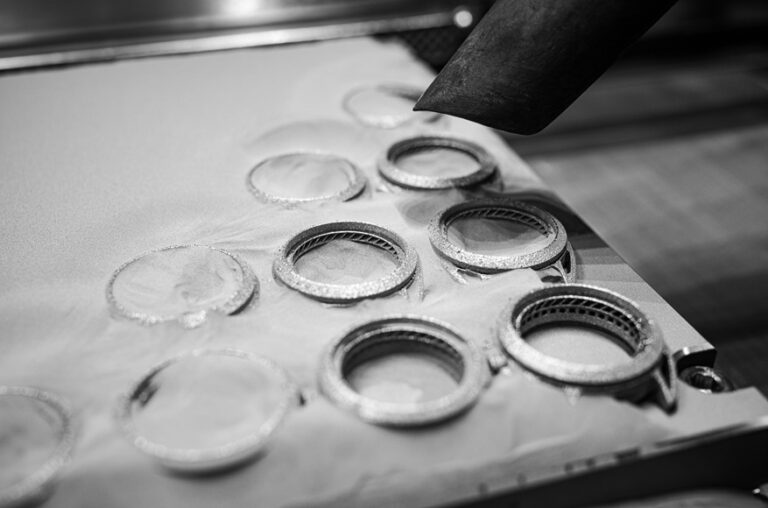 Materialise Enhances 3D Printing Efficiency With Russell Ampro® Sieve ...